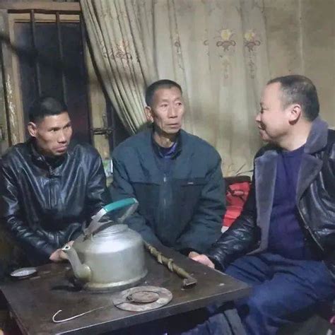樊志义 敬业奉献的先锋 群众致富的领路人工作扶贫攻坚
