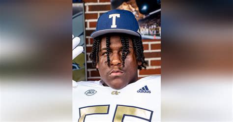 Xavier Canales Football — Georgia Tech Yellow Jackets
