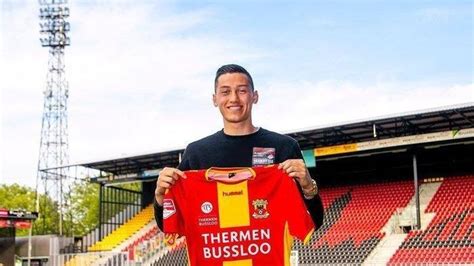 Bersemangat Bela Timnas Indonesia Jay Idzes Bingung Ngomong Apa
