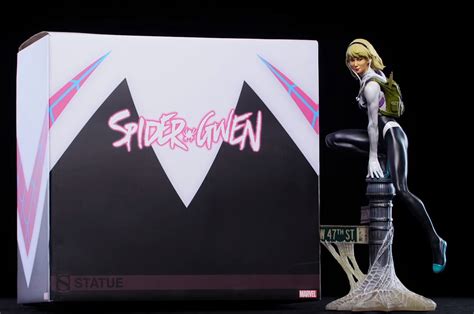 Sideshow Spider Gwen Statue Statue Unboxing