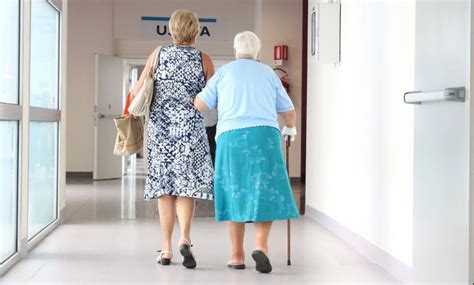 Hoe Voorkom Je Verzuim Bij Mantelzorger Wat Kan Jij Doen Pro Corpus