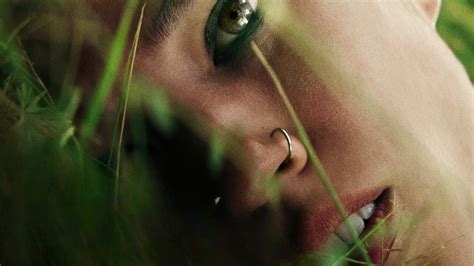 Netflix Thriller Dont Move Netflix Release Date Trailer And Everything We Know