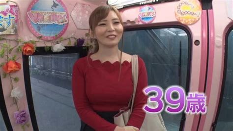 Dvdms 748 顔出し解禁！！ マジックミラー便 全員38歳over！年齢を感じさせない美しい人妻さん 初めての公開ディープキス編 Vol