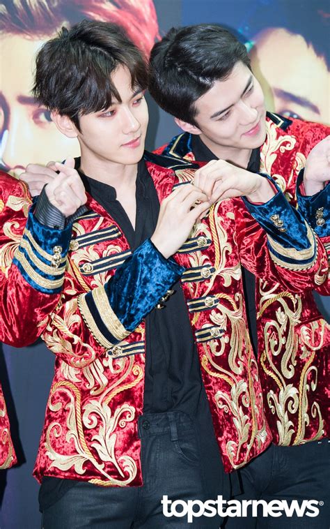 [hd포토] 엑소 Exo 백현 ‘버건디 백현은 진리 최시율 기자 톱스타뉴스