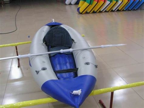 Durable Inflatable Sea Kayak 25cm Diameter Single Person Kayak For