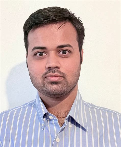 Avinash Maheshwari Medium