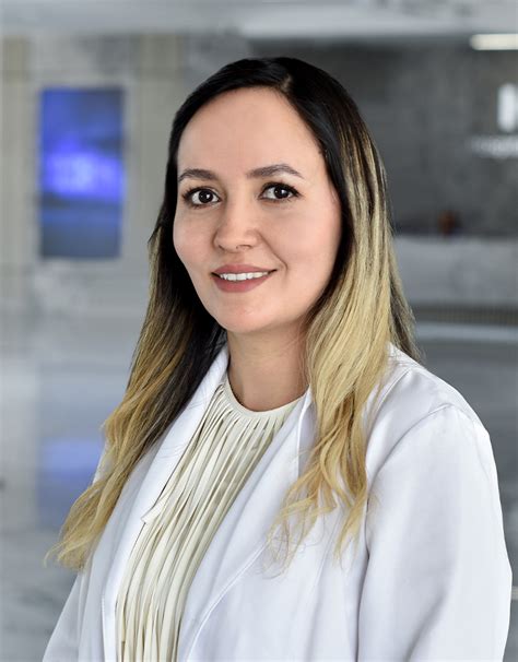 Dra Alejandra Loza Rodríguez Hospitales Angeles