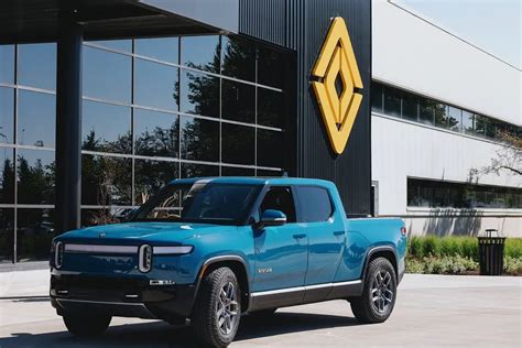 Rivian R1t買來1年半，一場小事故竟修了8個月還沒好 汽車鑑賞 Nownews今日新聞