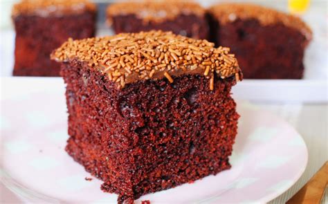 Bolo de Chocolate Fácil Dika da Naka