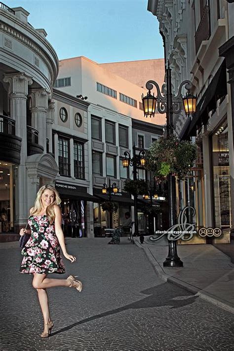 How To Be A Showstopper