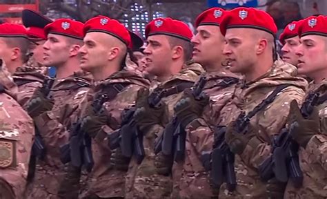 Centralna Proslava Neustavnog Dana Rs A Se Iz Banje Luke Seli U Istočno