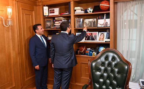 Премиерот Заев се сретна со Алексис Ципрас Договорот од Преспа ја смени реалноста меѓу двете