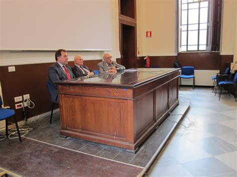 MESSINA PRESENTATO IL NUOVO TESTO DEL PROF DARIO CARONITI LE RADICI
