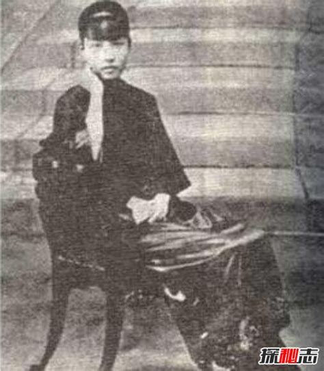 孟小冬照片灵异事件 看过照片的人都死了 上海滩谣言 探秘志