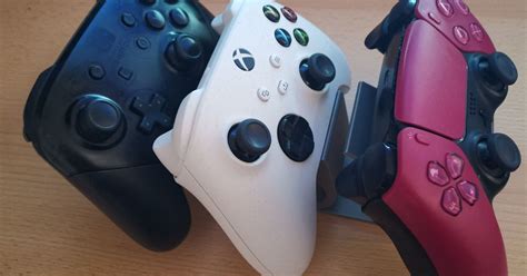 Stand For Three Controllers By Sebastian Stumpf Download Free Stl