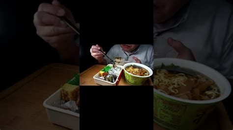 Shorts 愛妻弁当vol26 Asmr Eating Sounds 咀嚼音 飯テロ 自炊 動画 わかめラーメンと手作り弁当を