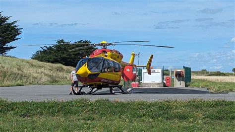 Manche Deux Jeunes Personnes Gravement Bless Es Dans Un Accident De La Route