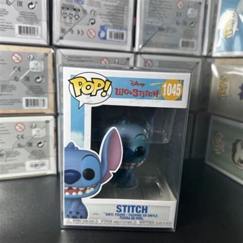 Pop Disney Lilo And Stitch Smiling Seated Stitch 1045 Figure Funko