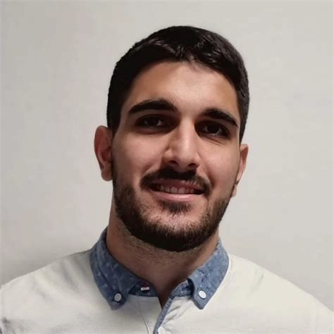 Malik Sharfo Medium