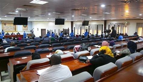 السلطات السودانية تفرج عن عضو لجنة إزالة التمكين وجدي صالح