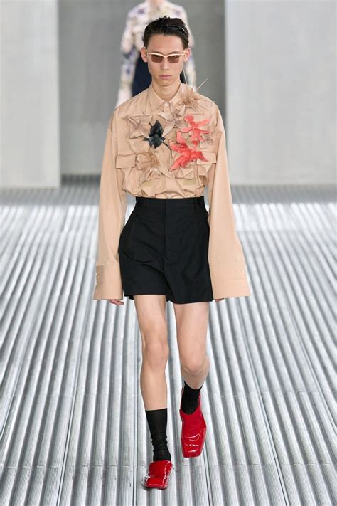 Как прошли мужские показы Valentino, Fendi и Prada? | Sobaka.ru