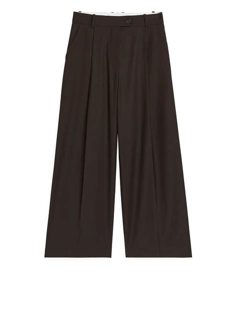 Arket Wide Hopsack Wool Trousers In Dark Brown Endource