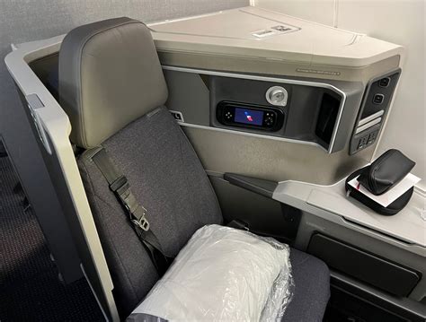 American Airlines 787 Business Class Mostly Pretty Good One Mile At