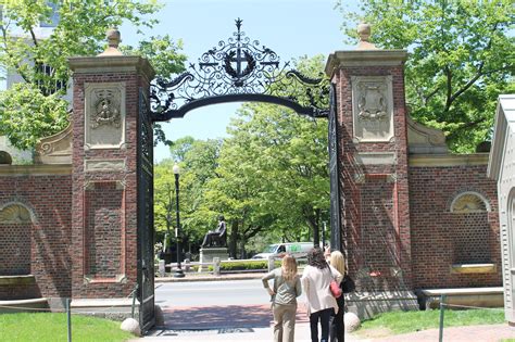The Harvard Crimson