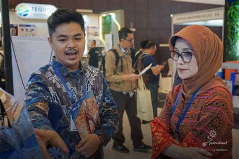 Pt Pindad Persero Pt Pindad Tampilkan Excava 140f Pada Pameran
