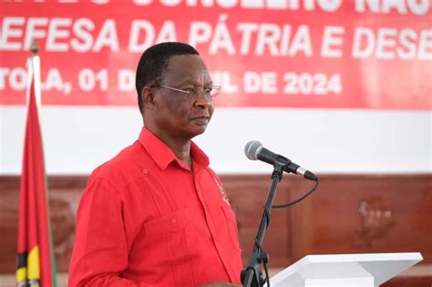 Sucessão de Filipe Nyusi Roque Silva na lista final em debate no