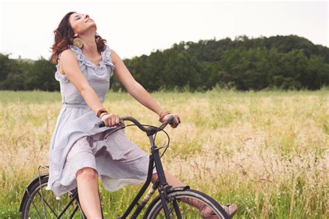 Hold On To Your Helmets New Vibrating Bicycle Seat Is On The Market