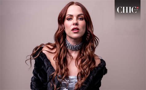 Adriana Williams Es Una Actriz Regia Con Gran éxito En La Actuación