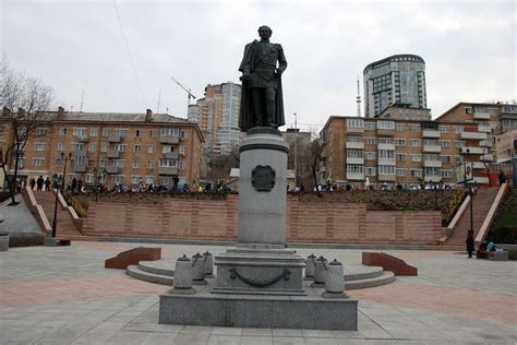 Памятник Муравьёву Амурскому