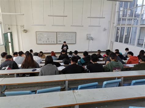 机电工程系2018级开展学业警示帮扶会 机电工程学院