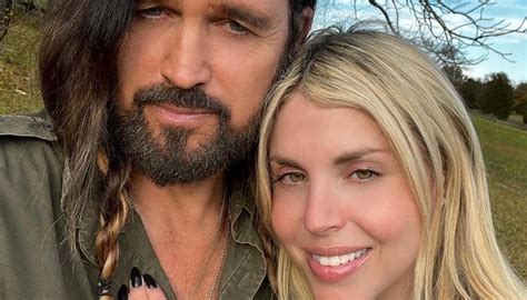 Pai De Miley Cyrus Casou Se Pela Terceira Vez