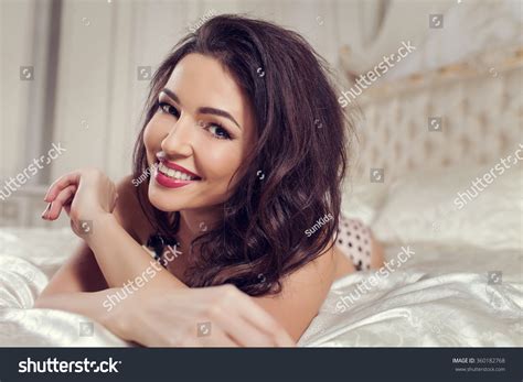 Young Sexy Woman Lingerie Laying Bed 스톡 사진 360182768 Shutterstock