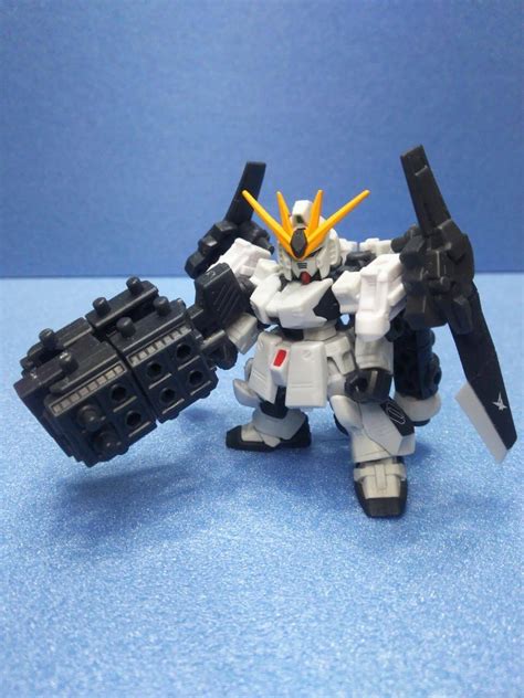 上品な モビルスーツアンサンブル νガンダム