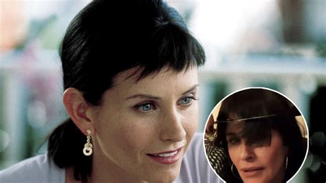 Courteney Cox Wins Halloween With Tribute To Scream 3 Bangs