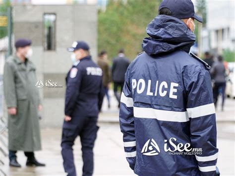 Иргэдэд хутга тулган зодож эд зүйлийг нь дээрэмддэг бүлэг этгээдүүдийг баривчилжээ Isee Mn