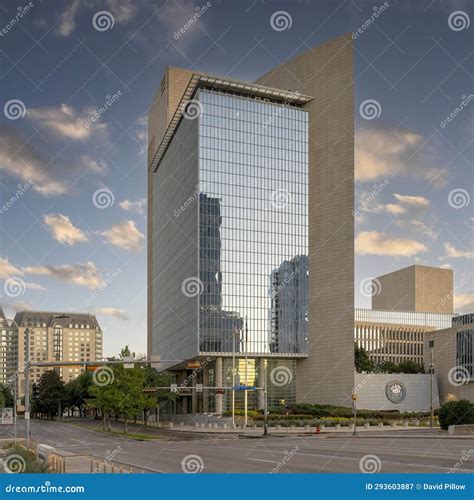 The Federal Reserve Bank Of Dallas At 2200 North Pearl Street In Dallas
