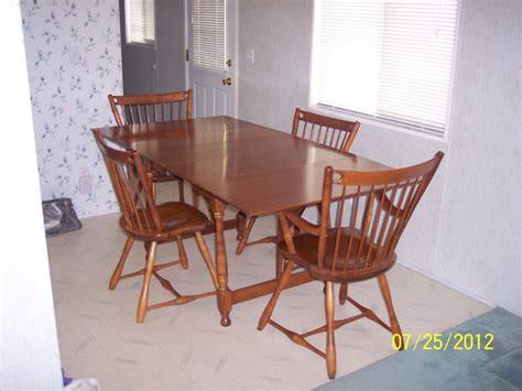 1950s Sprague And Carleton Solid Maple Dining Value And Appraisal