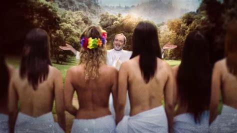 Rael The Alien Prophet On Netflix The Bizarre True Story Of Ufo Cult