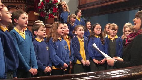 Nadolig Llawen I Chi Gyd Gan Blant Ysgol Yr Hendy Chords Chordify