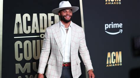The Cowboys Working On Extension With Qb Dak Prescott