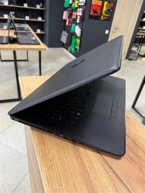 Ноутбук HP - 17.3 дюймів/AMD A6-9220/16 GB DDR4/256 SSD/AMD Radeon R4 ...