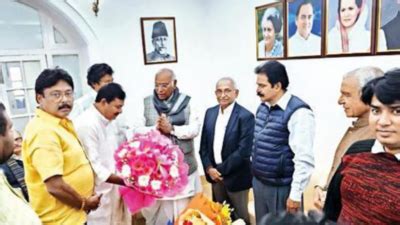 In Odisha Ex Chief Secretary Bijay Patnaik Joins Congress Hits Out At BJD Bhubaneswar News