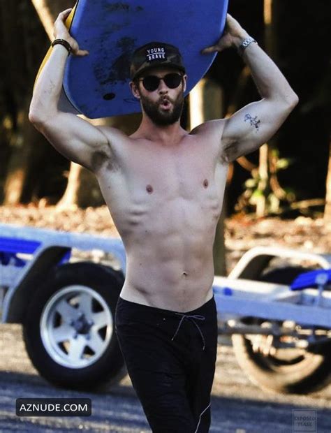 Chris Hemsworth Nude And Sexy Photo Collection Aznude Men