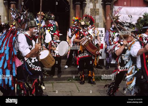 Wharfedale Wayzgoose Morris Side Dancing At Alford Lincolnshire Stock