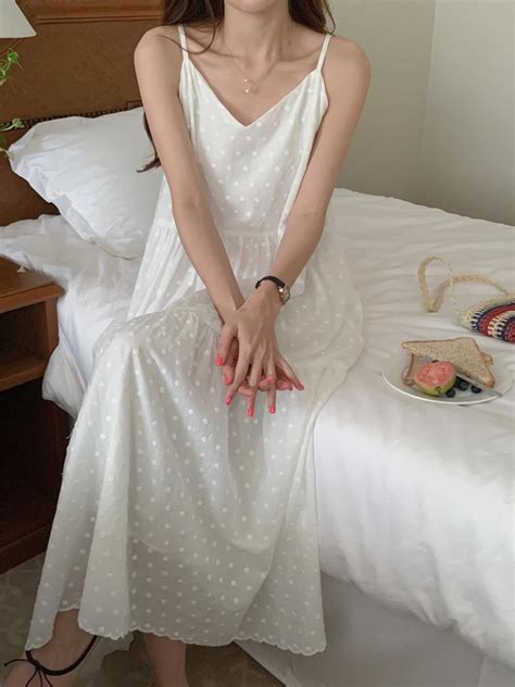 청순가련 롱 원피스 여성 화이트 시스루 롱드레스 슬리브리스 민소매 끈나시 뷔스티에 레이어드 캐미솔 어깨끈 봄 여름 30대