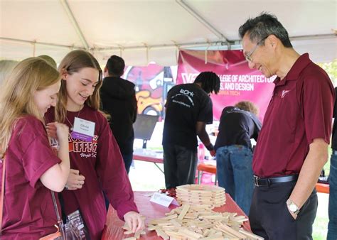 Virginia Tech Aad On Instagram Last Week We Kicked Off The Weekend With Soaring Hokie Spirit